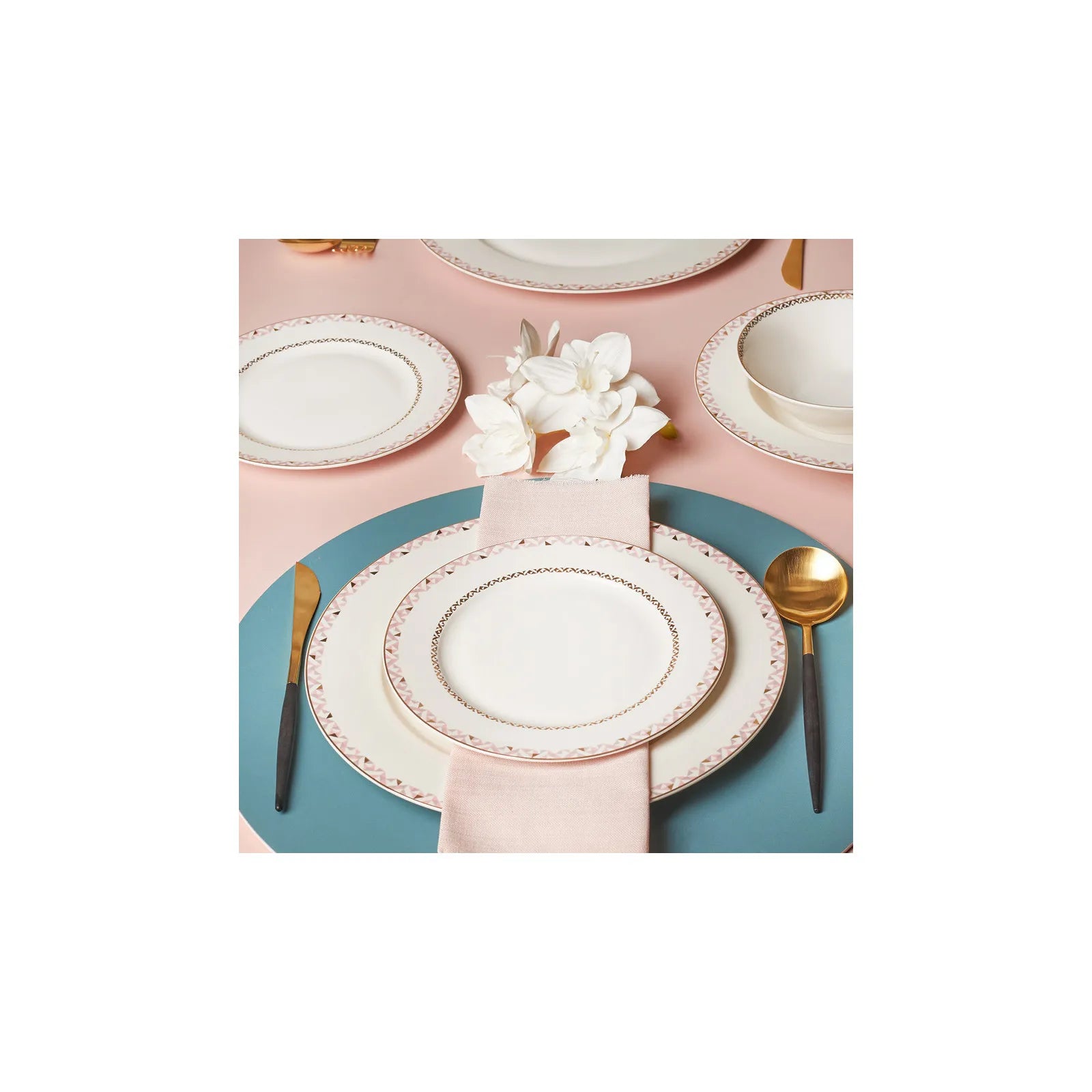 Karaca Lidya 24 Pieces Dinnerware Set for 6 Person