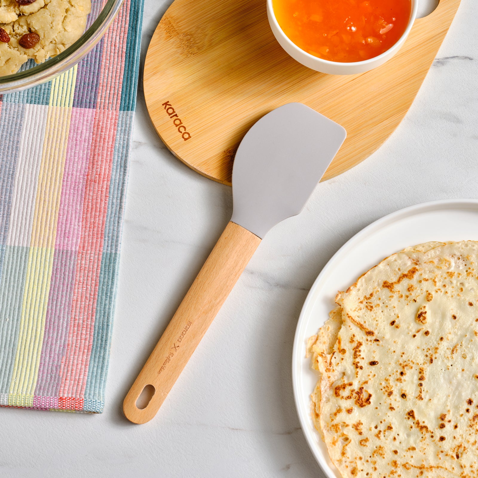 Karaca x Refika Gadgets Wooden-Handled Silicone Spatula