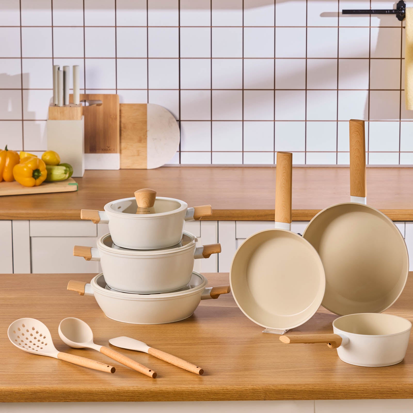 Karaca Swiss Crystal Almond Cream 12-teiliges Kochgeschirr-Set